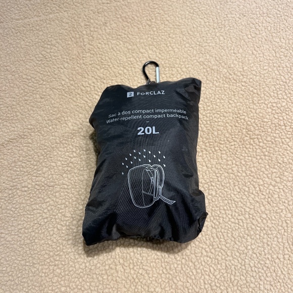 Decathlon | Bags | Decathlon Forclaz 2l Waterproof Packable Roll Up ...